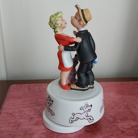 Aldon - King Features Synd | Accents | Blondie Dagwood 97s Revolving ...